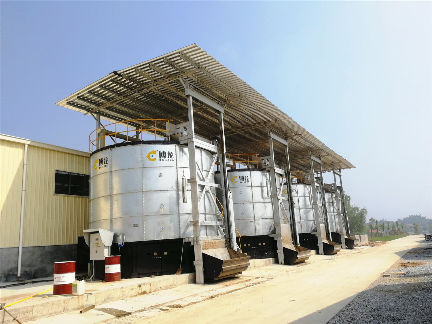 How to Improve Farm Air Quality with a Deodorizing Composting Tank ...